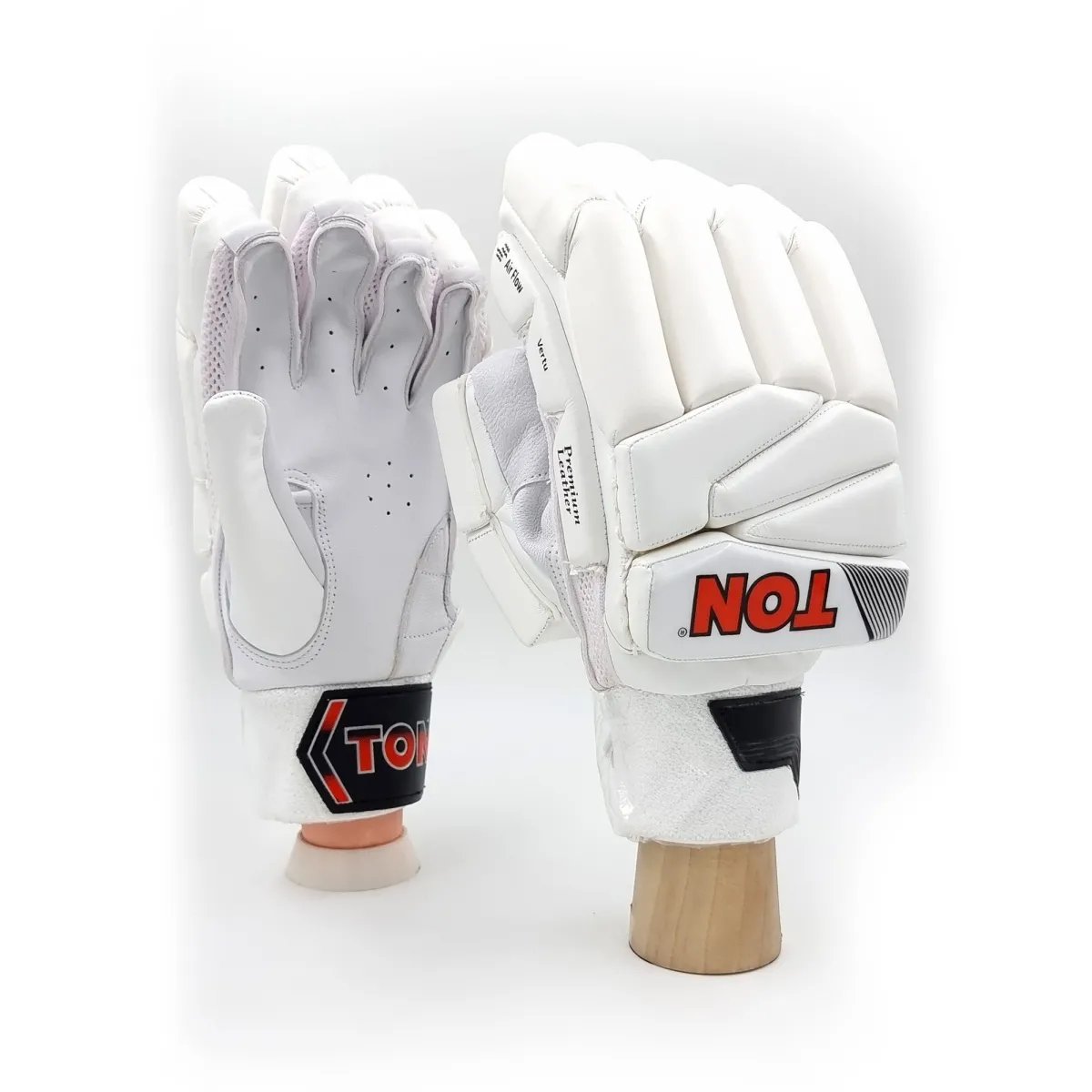 Buy SS Ton Vertu Batting Gloves - Sportsuncle